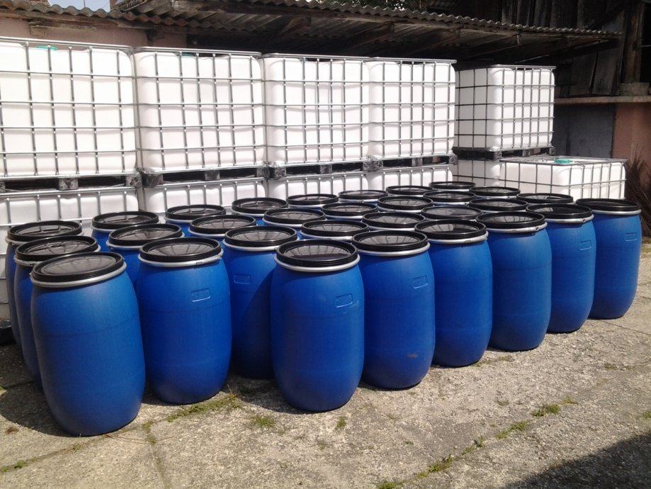 1000 litara plastična bačva, rezervoar, spremnik, cisterna ..599,00 kn