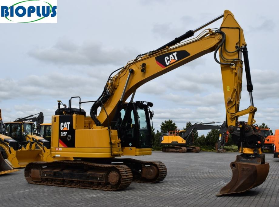 BAGER GUSJENIČAR CATERPILLAR 325F LCR, 2016. ROTOTILT, CAT 325F LCR