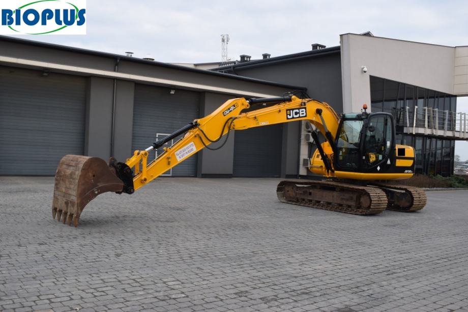 BAGER GUSJENIČAR JCB JS 130 LC GODINA 2011 RADNI SATI 6966