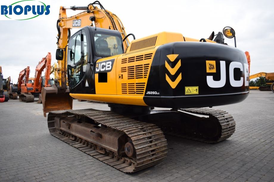 BAGER GUSJENIČAR JCB JS 260 LC GODINA 2013