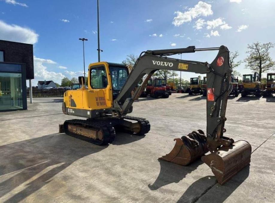 BAGER VOLVO EC55B PRO - 5,5t -KLIMA - 18900,-€ - SPREMAN ZA RAD