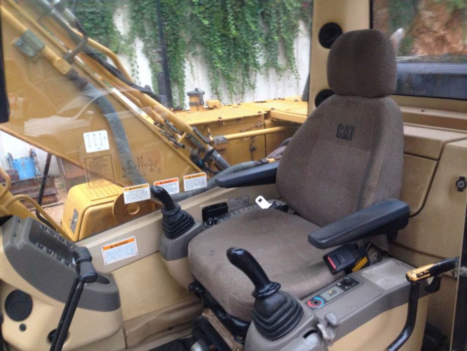 CAT 317 BLN Rovokopač