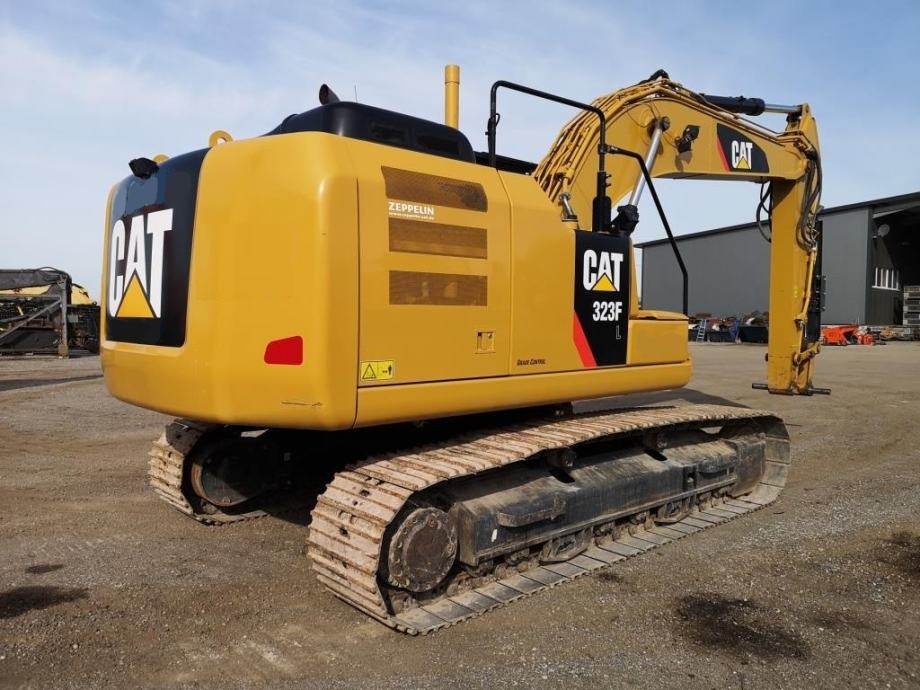 BAGER GUSJENIČAR CAT 323FL 2016. CATERPILLAR 323FL