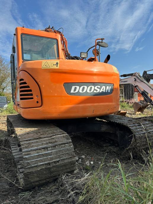 DOOSAN DX 140 LCR