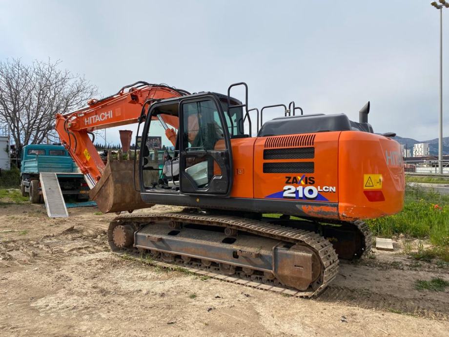 HITACHI ZAXIS 210 LCN