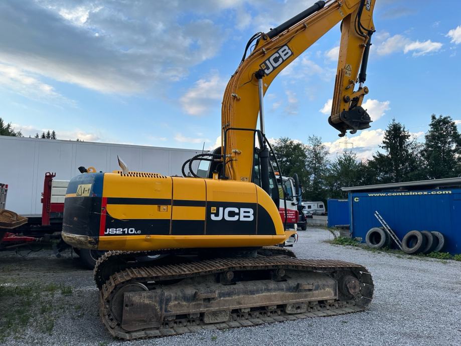 JCB 210