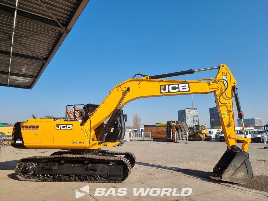 JCB JS205 *NIKAD KORIŠTEN*