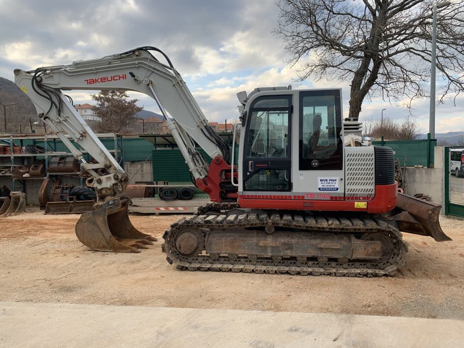 TAKEUCHI 1140