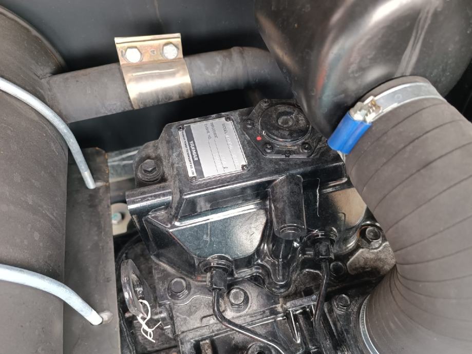 Tvornički novi mini bager 6 tona YANMAR MOTOR MARKE : RIPPA R360