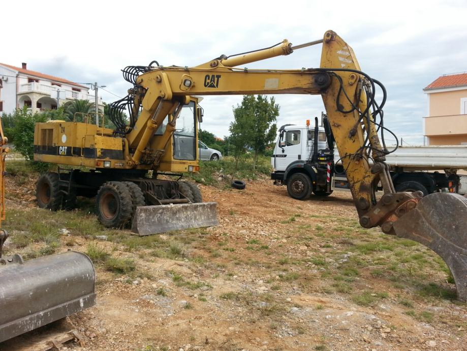 CAT 214B