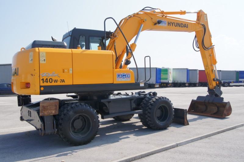HYUNDAI R 140 W-7A (956)