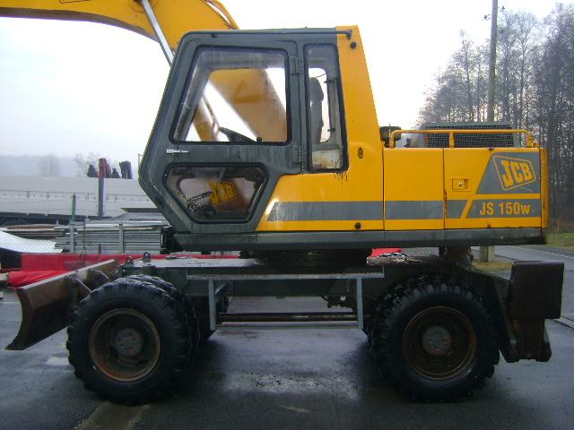 JCB js 150w