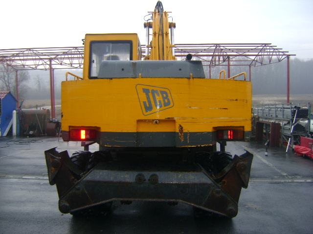 JCB js 150w