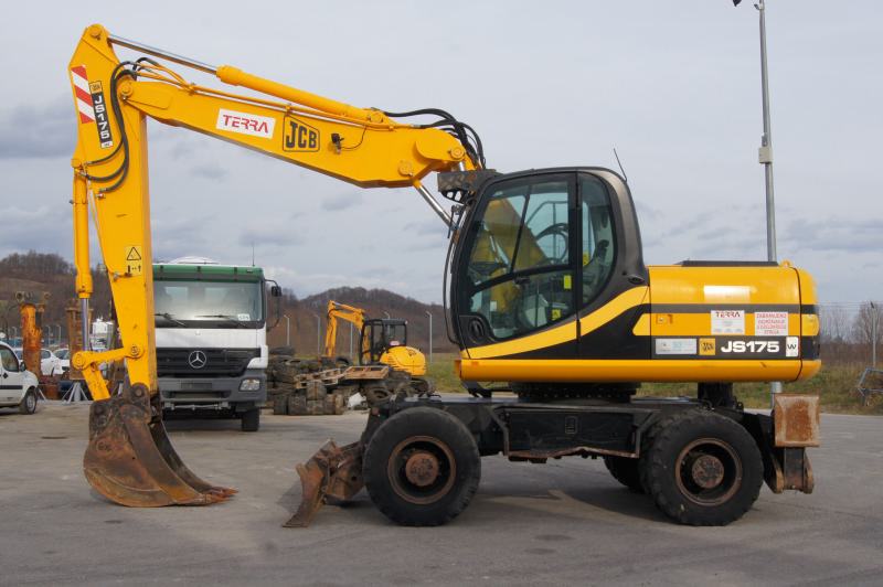 JCB JS 175 W (476)