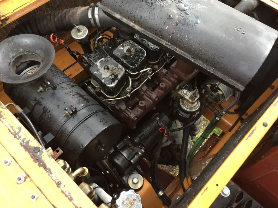 Prodajem rovokopač Case 488