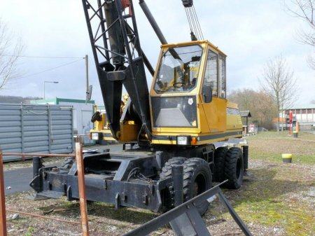 Senebogen bager sajlaš mobilni kran