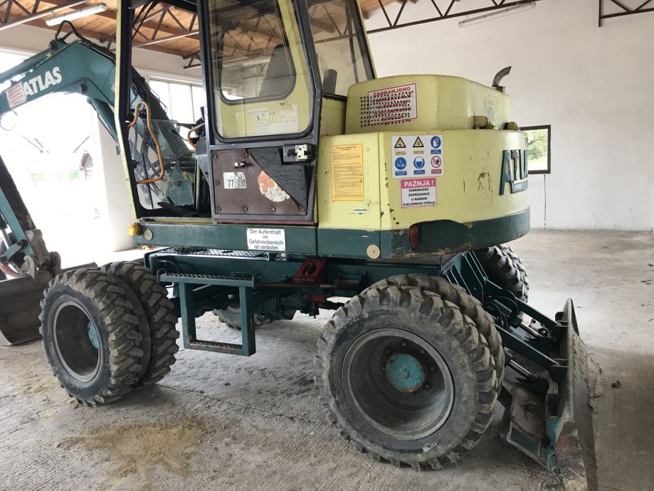 Bager Atlas 1004