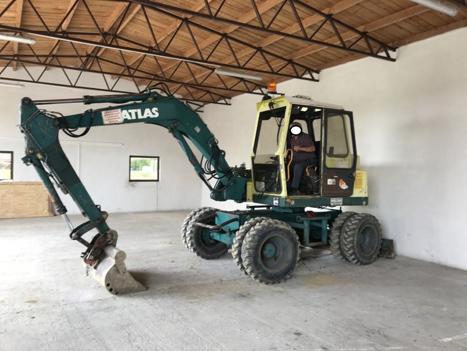 Bager Atlas 1004