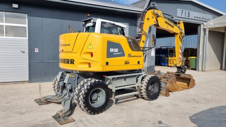 Bager Liebherr A 912 COMPACT - POWERTILT - 3X KORPA - KAMERA