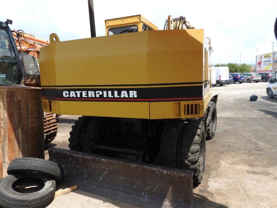 CATERPILLAR 214B FT