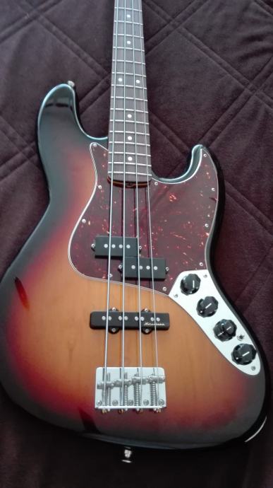Fender Reggie Hamilton Jazz Bass