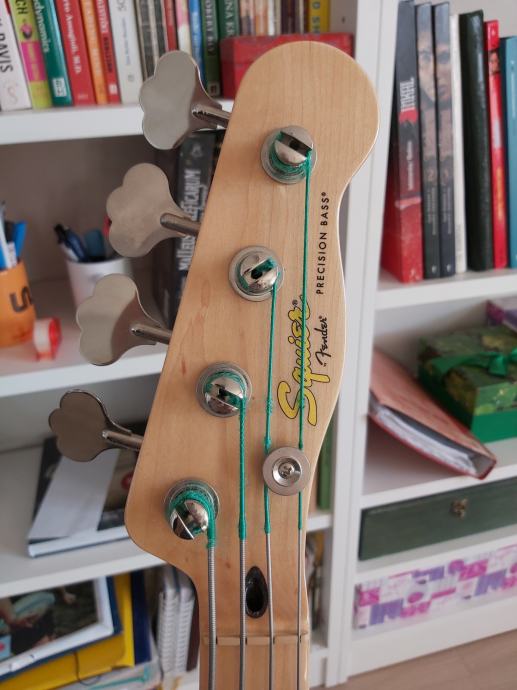 Squier Classic Vibe 50s Precision Bass MN WB (stara generacija!)