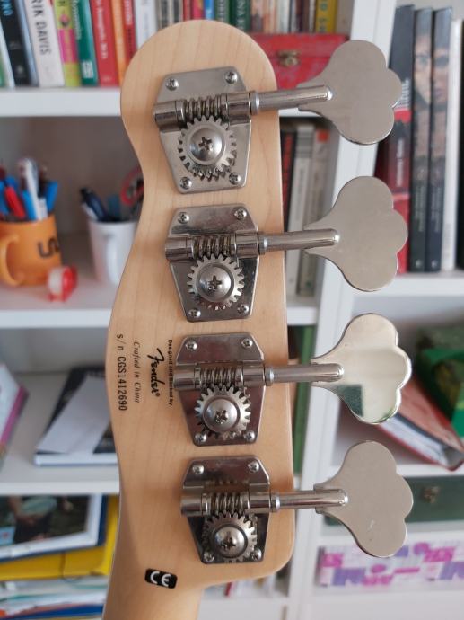 Squier Classic Vibe 50s Precision Bass MN WB (stara generacija!)