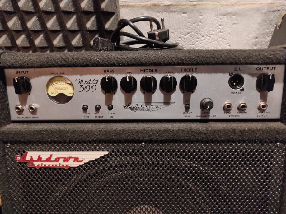 Ashdown MAG 300 combo