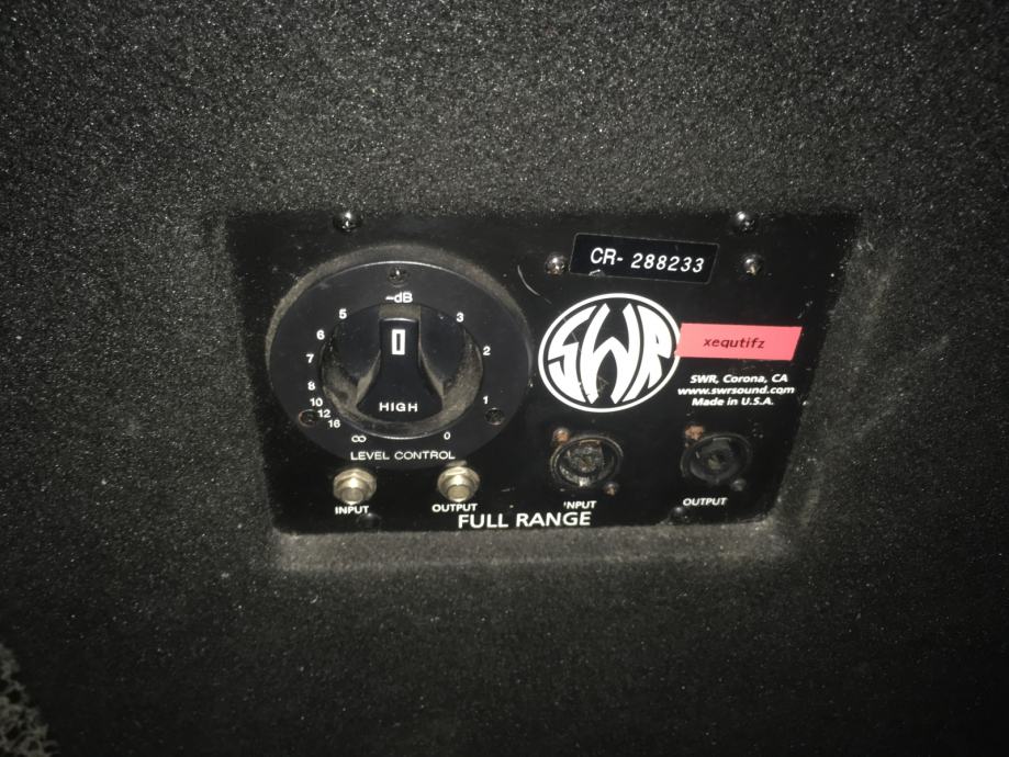 Bas box SWR 210 i 115