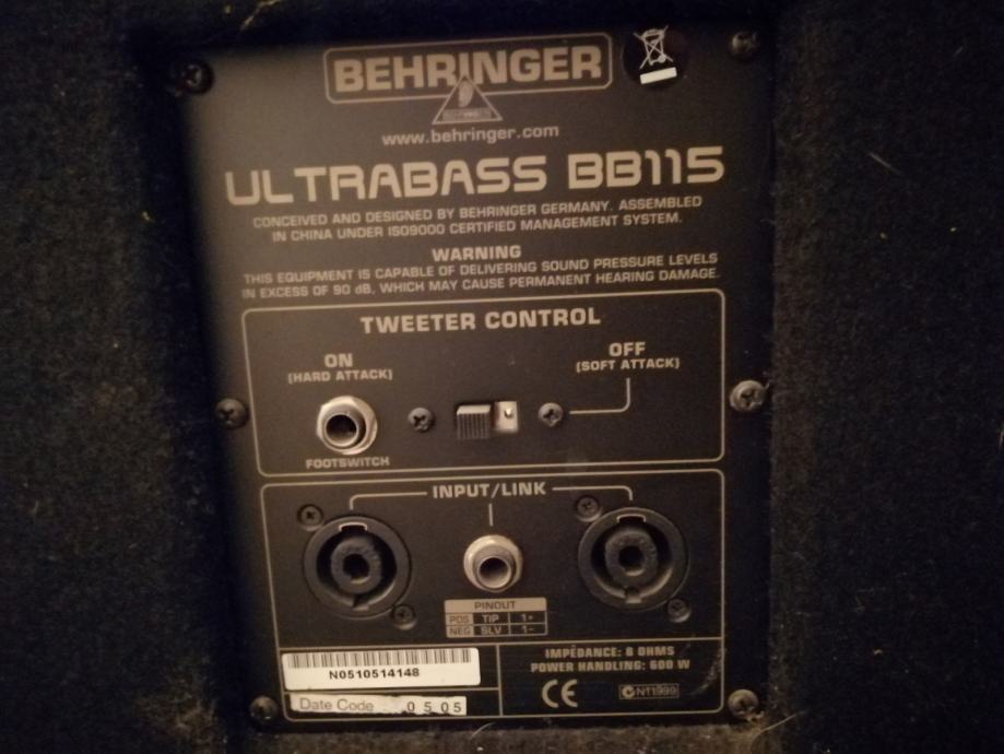Behringer Ultrabass BB115