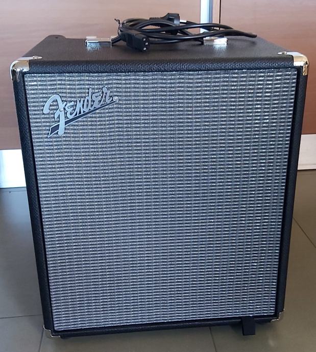 Fender Rumble 100 (V.3)