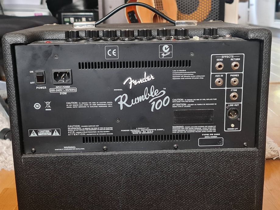 Fender Rumble 100 v3
