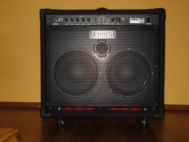 Fender Rumble 100 W 2X10