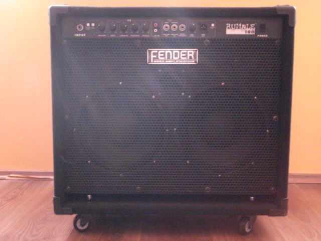 Fender Rumble 100 W 2X10