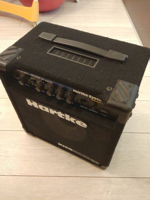 Hartke Kickback 10 bass pojačalo