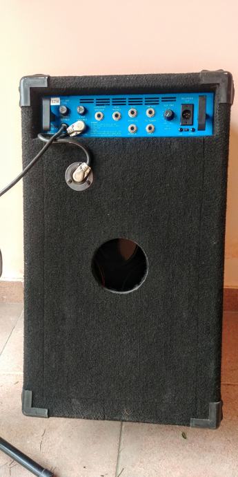 SWR Baby Blue bass combo