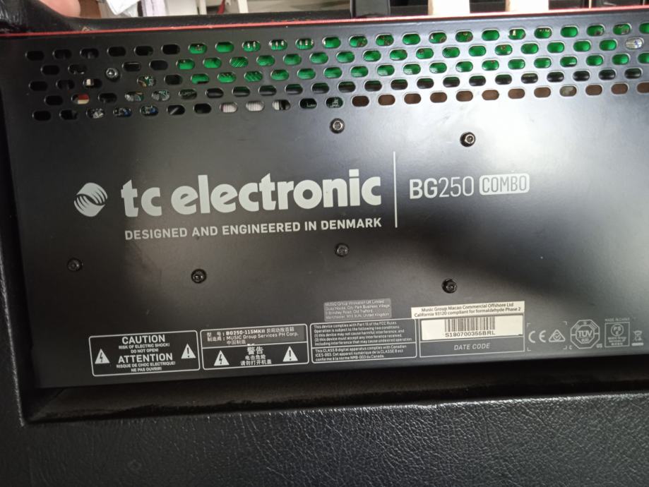 TC Electronic BG 250 - 115 combo (zvučnik petnaestica)