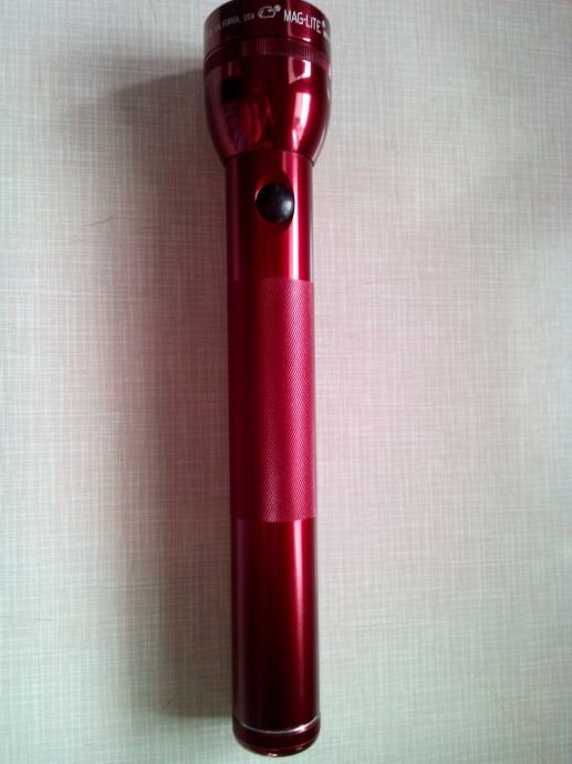 MAG-LITE 3 D