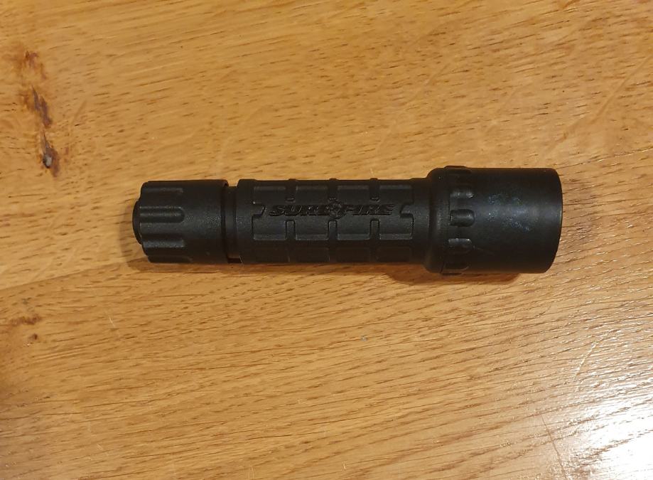 Surefire G2 LED flashlight taktička svjetiljka