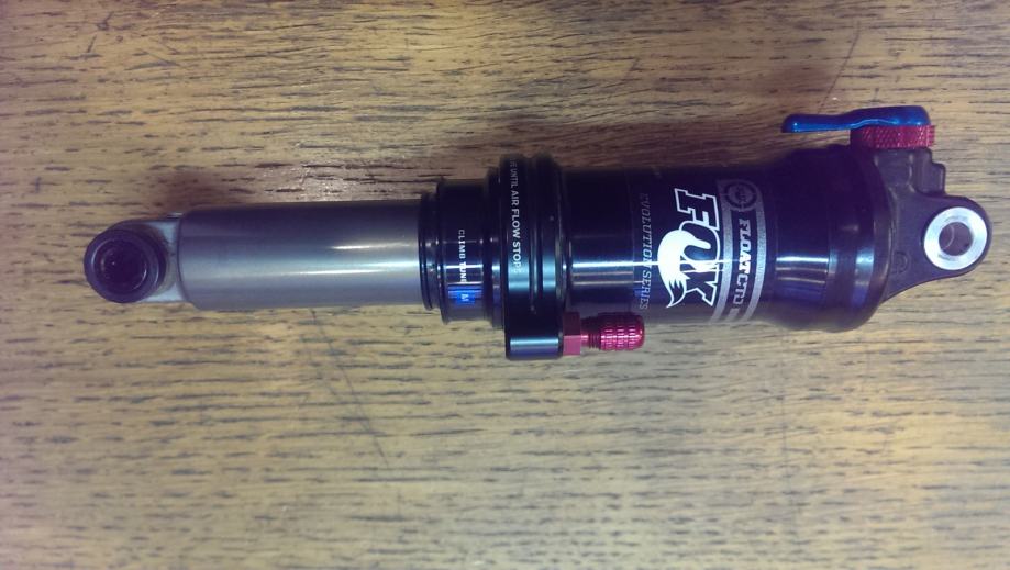 FOX zadnji amortizer