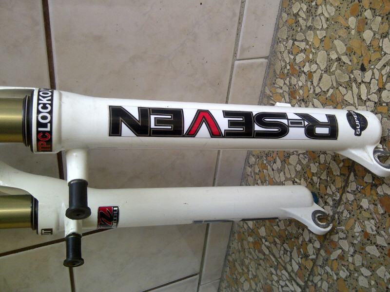 Manitou R7 super TPC 80mm -bijela- v-brake- stirer 22cm