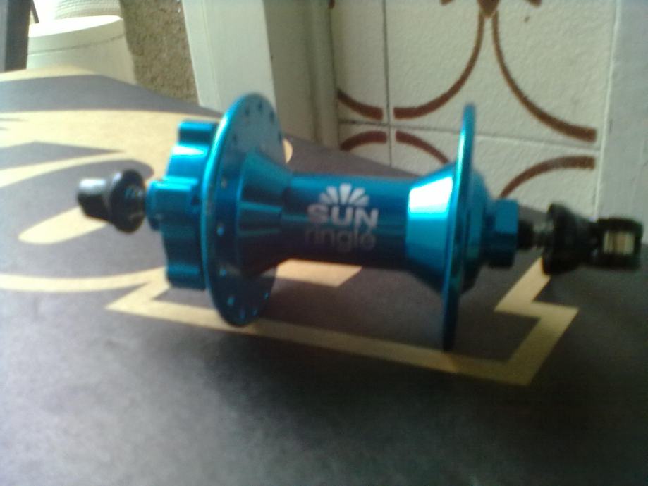 Sun Ringle Radium MA Front Hub