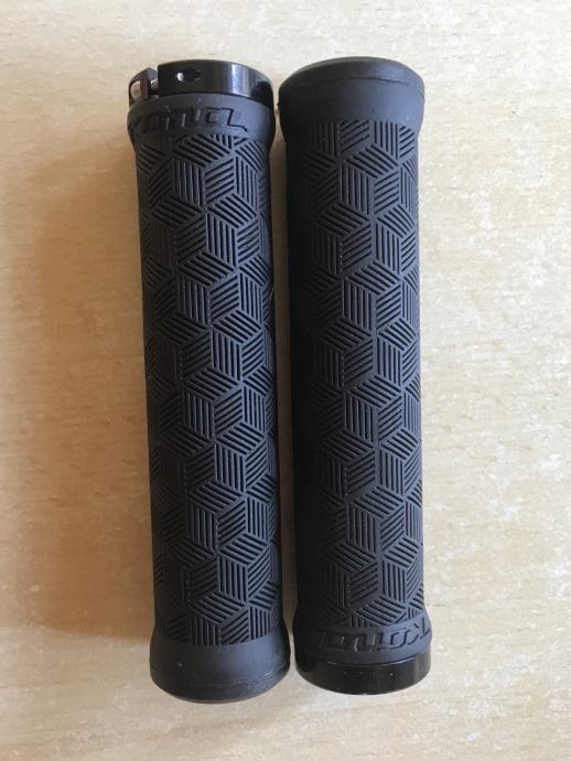 Kona Key lock-on Grips (NOVO)