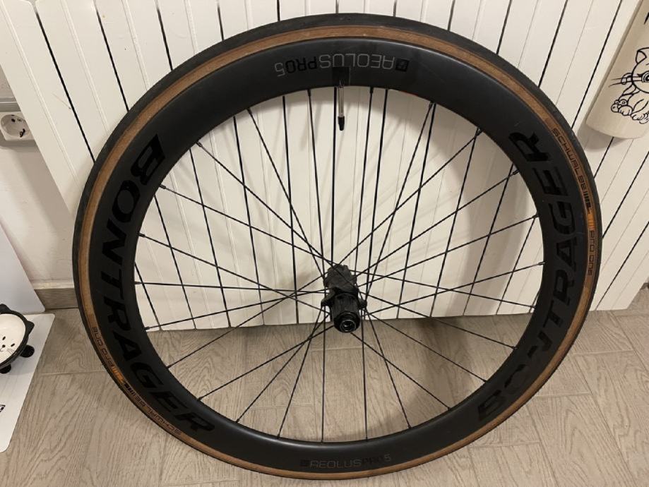 Bontrager Aeolus 5 PRO