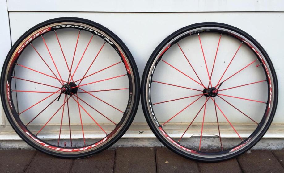 Fulcrum Racing Zero 2 way fit red