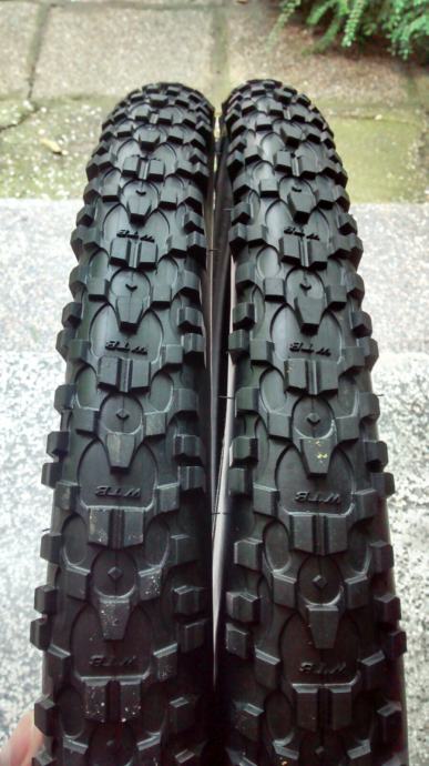 Gume WTB Moto Raptor 26 cola, širina 2.4 - par