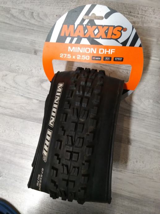 MAXXIS MINION DHF 3C EXO TR 27.5 x 2.5 blago korištena guma