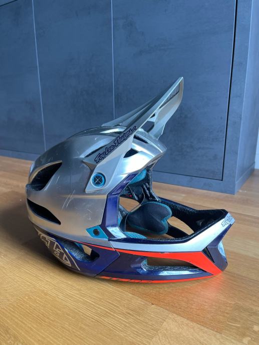 Troy Lee Designs TLD stage fullface enduro kaciga