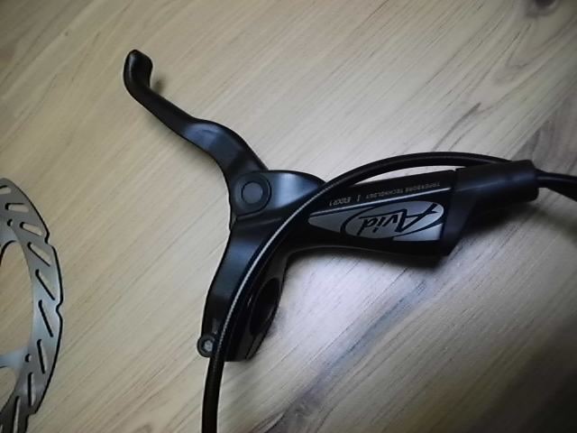 AVID ELIXIR 1,2012god.KOMPLET P+Z,Rotori Avid G2 180-160,Adapteri