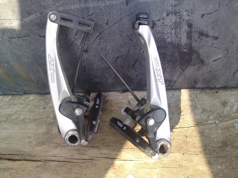 Deore XT V-brake kočioni sistem